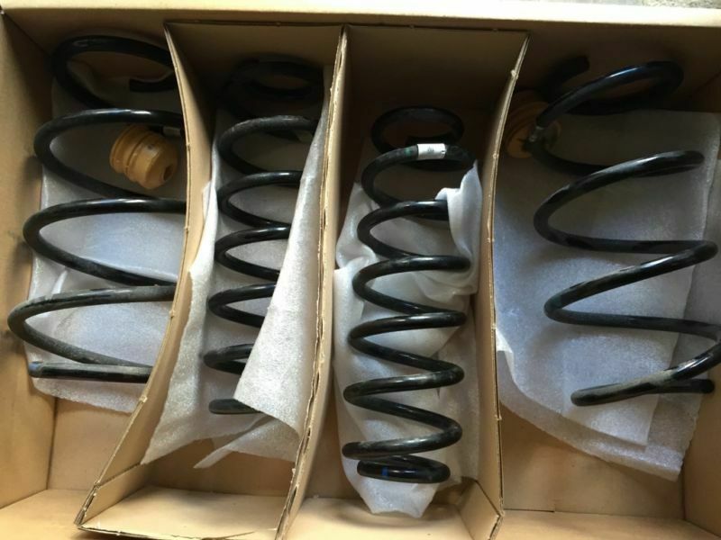 Audi A3 S line Federn - va/ha 20/20 Original : Biete