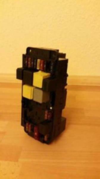 Mercedes Benz C-Klasse 203 W203 S203 SAM SAM-Box vorne Relai Box 203 ...