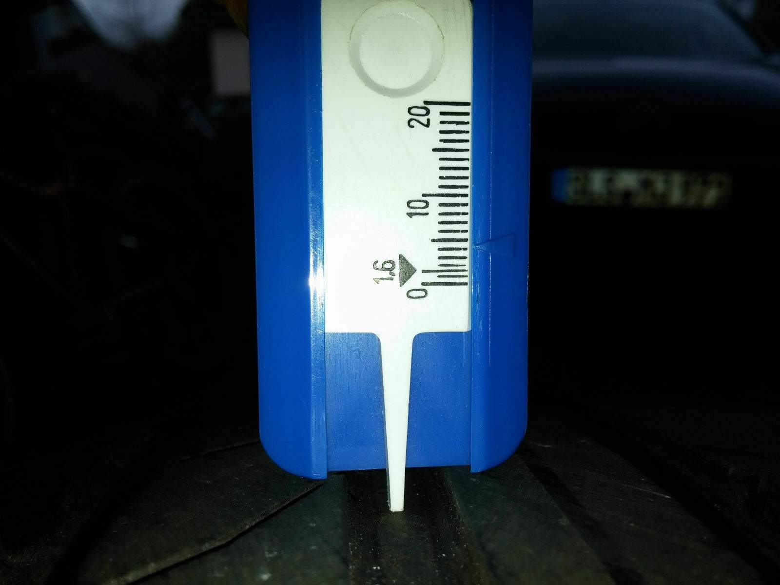 Messung-reifen4 : 1 Satz Original +++ VW ST. LOUIS +++ Alufelgen ...