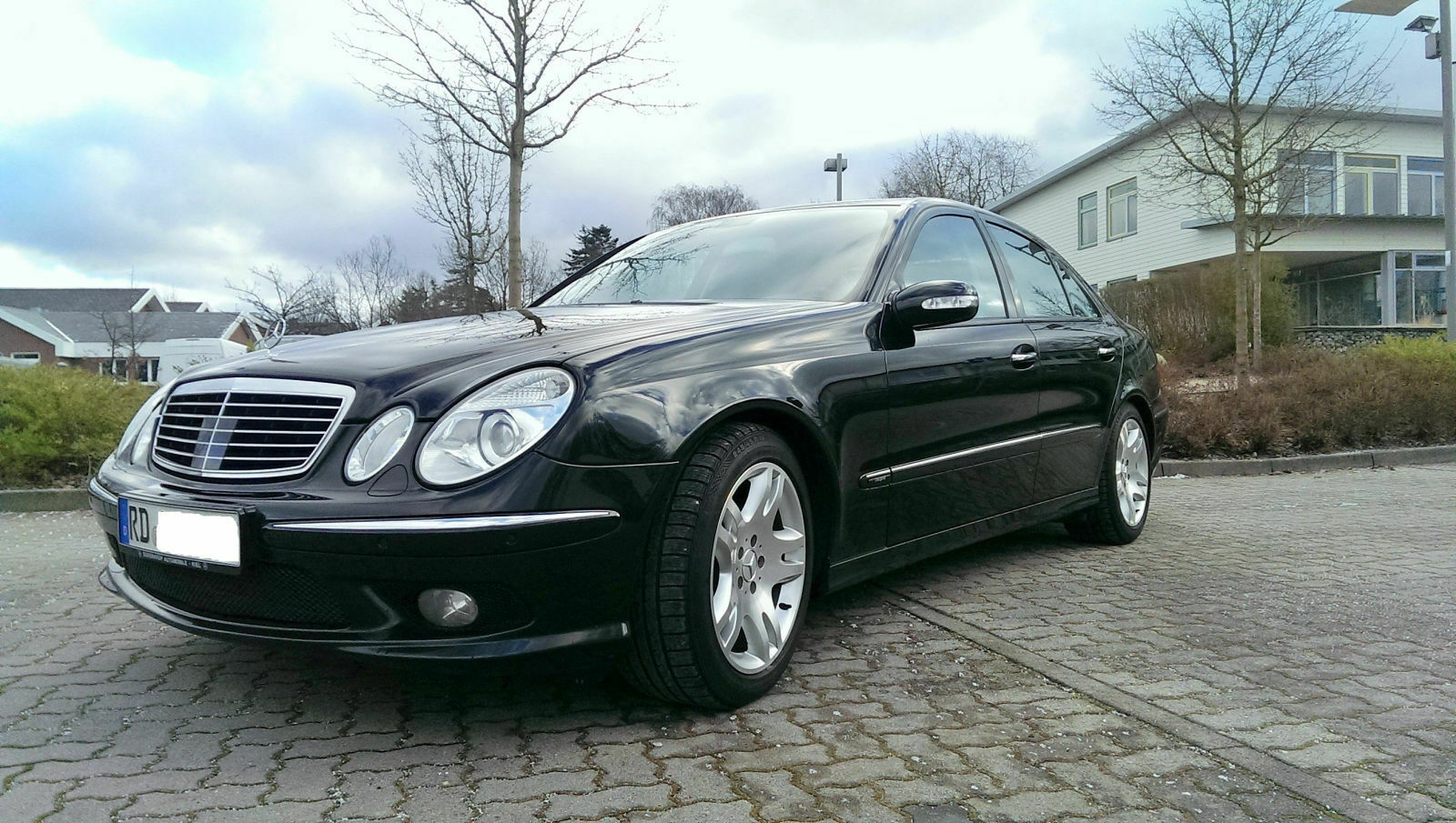 Bild #208319990 : Mercedes W211 320CDI Avantgarde, AMG, Designo ...
