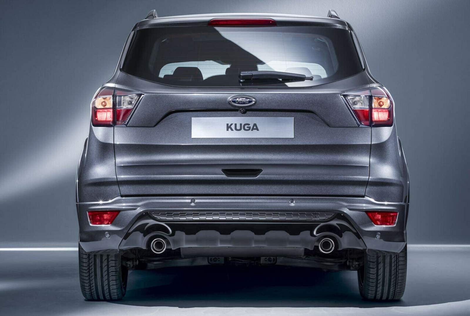 Ford liftet den Kuga : Ein Ami-Grill für Fords Kompakt-SUV : Ford News ...