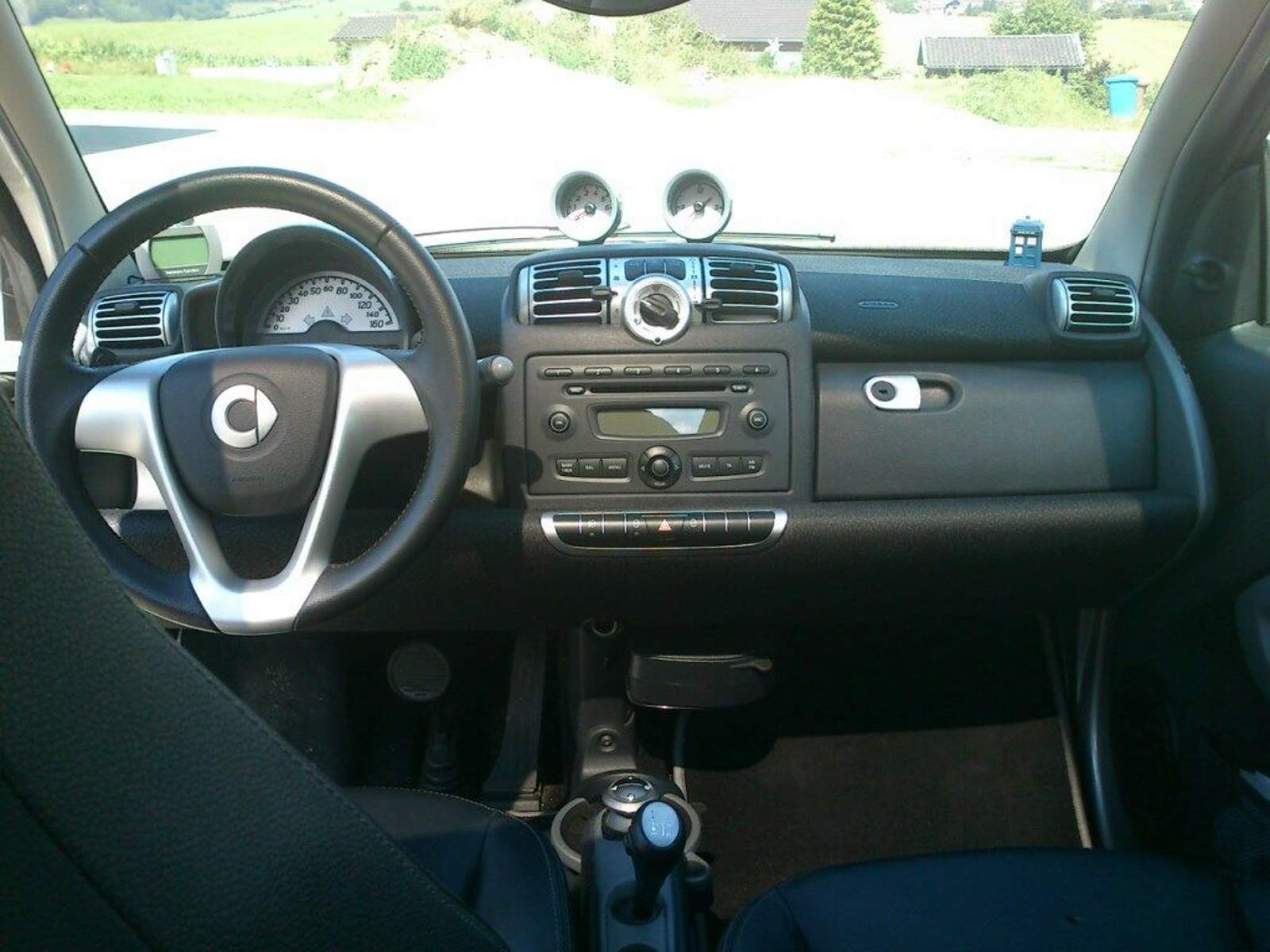 Smart-03 : Smart Smart ForTwo 84 PS Leder, Panorama, Top Zustand ...