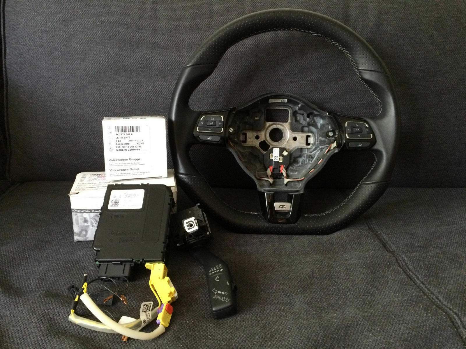 Image : VW Golf 6 R-Line GTI Multifunktionslenkrad abgeflacht ...