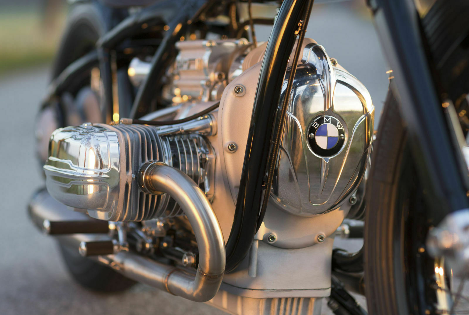 BMW R5 Hommage : BMW und die Bobber : Motorrad News : #208462636