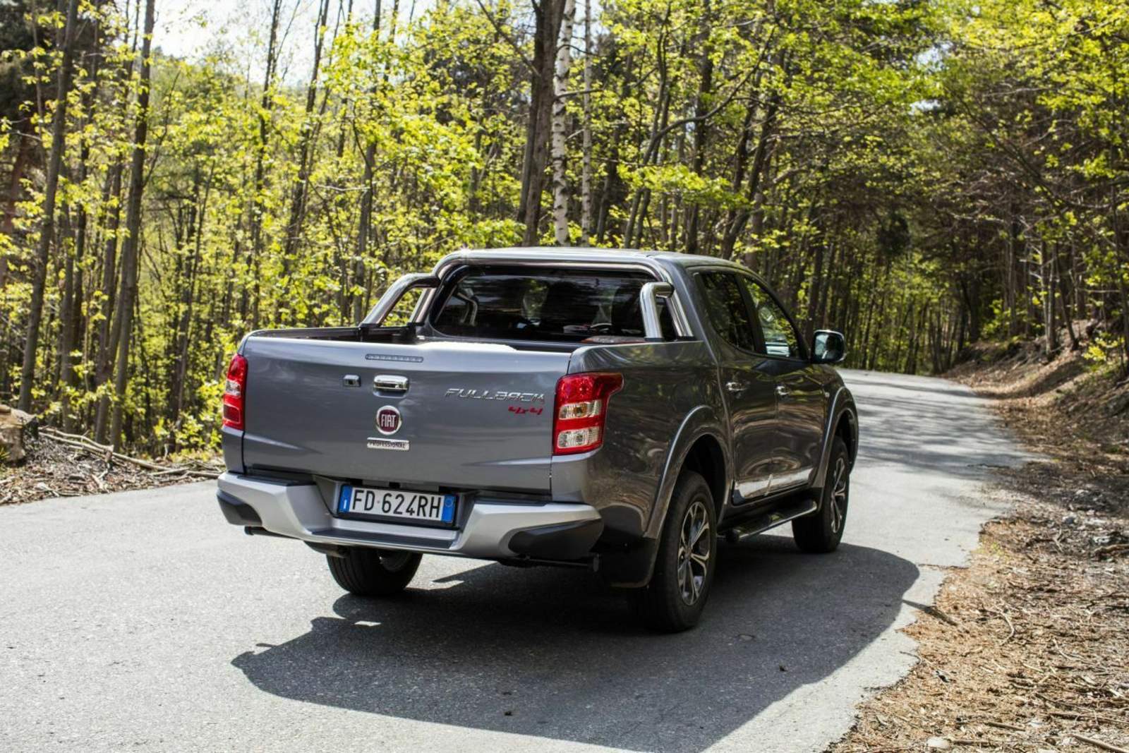 Fiat Professional Fullback Pick-up: Die Zuladung beträgt knapp eine ...