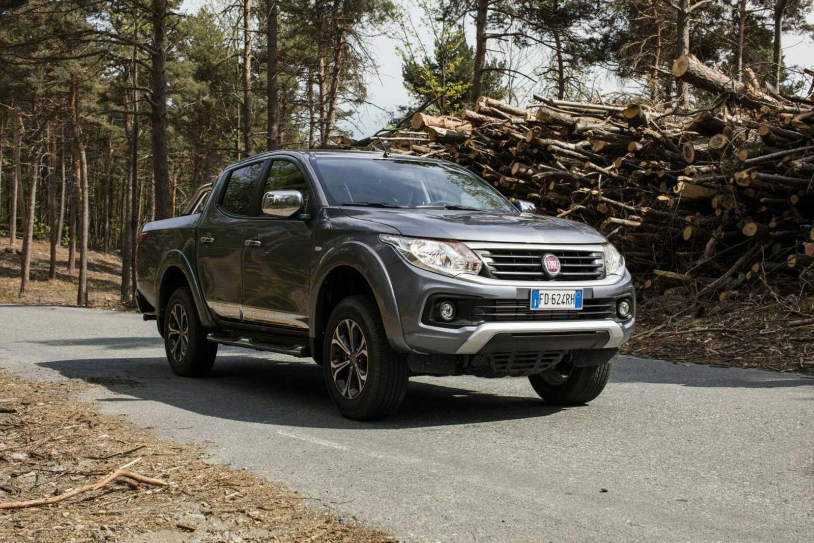 Fiat Professional Fullback Pick-up: Die bewährte Basis besteht aus ...