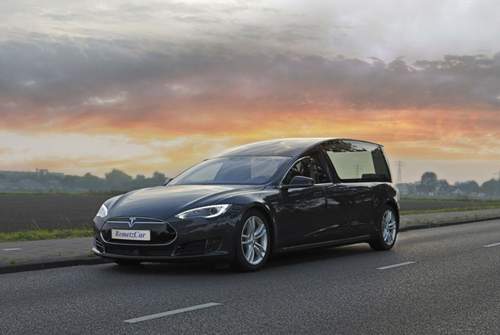 Tesla Model S Leichenwagen - Umbau | Tesla Model S 002