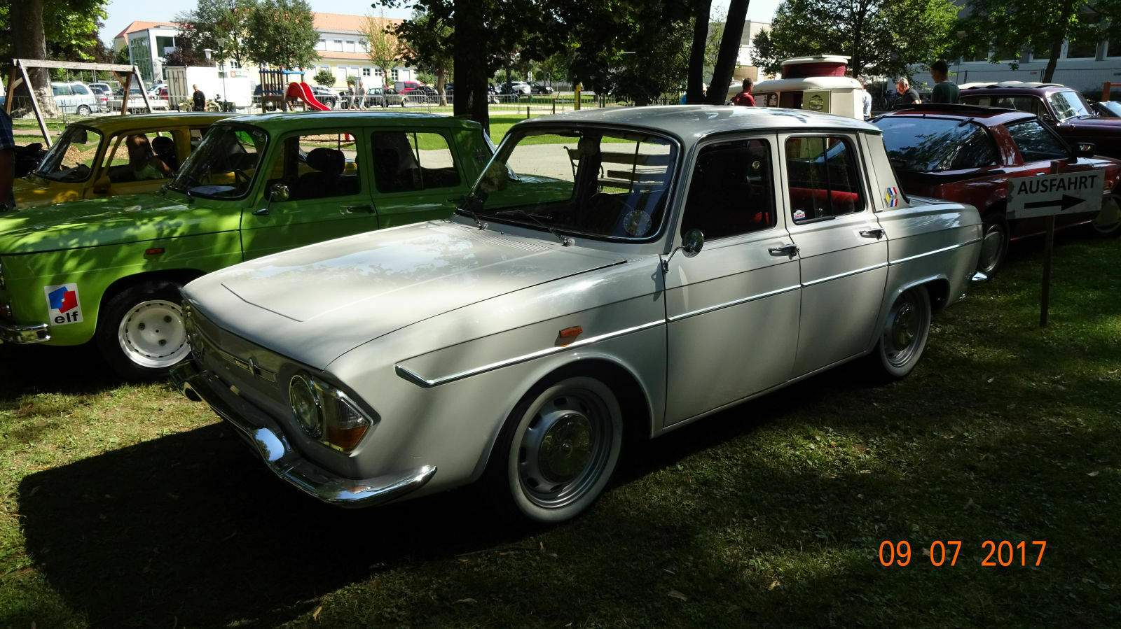 Renault-major-10-1 : Der Schrottplatz - Spiegelsymmetrisch des ...