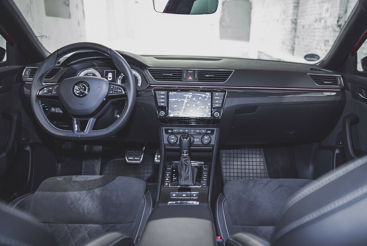 Wunderbar Skoda Superb Innenraum Bilder