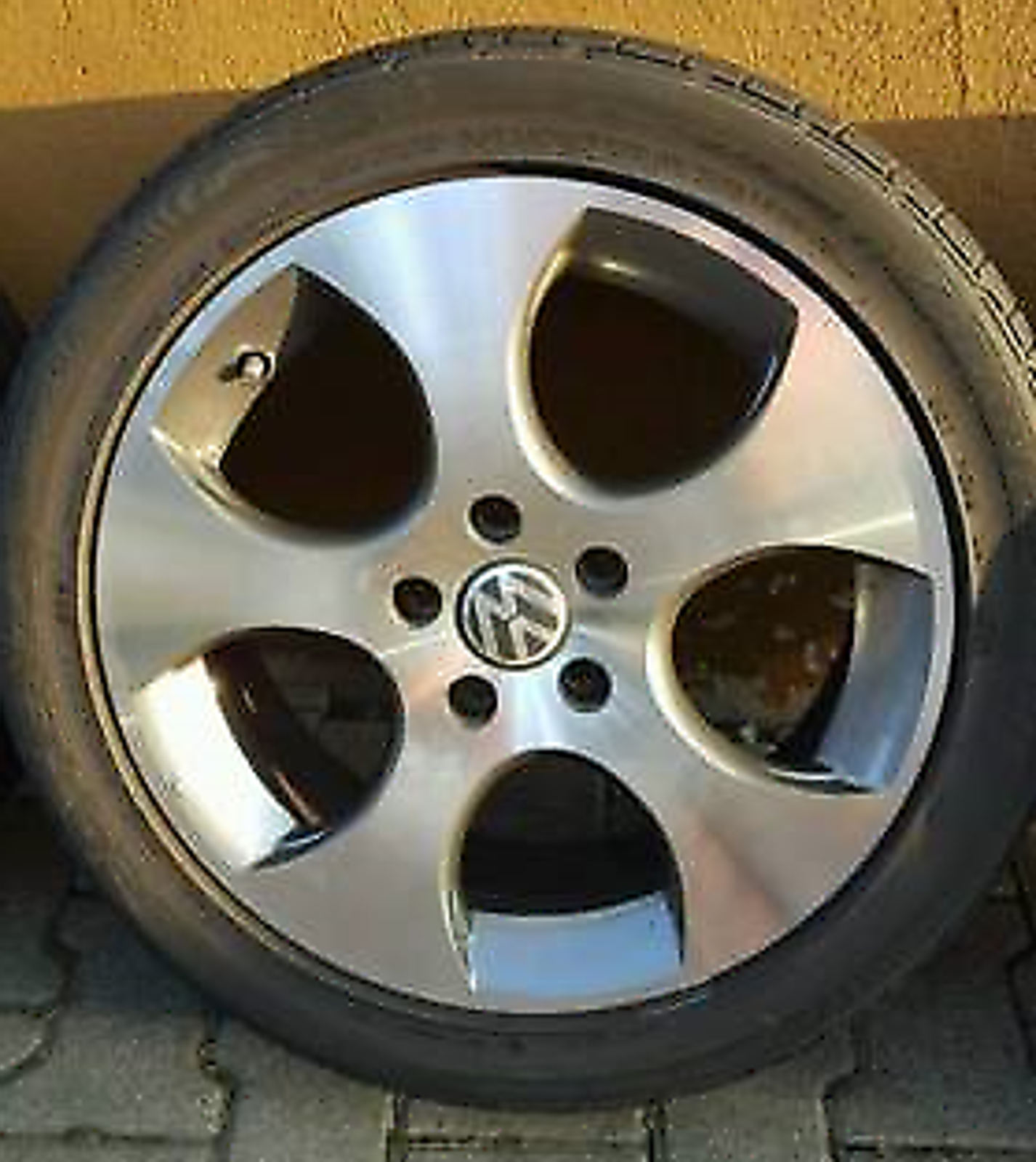 Grafik Schmieren Viel Sch 246 Nes Gut Golf Gti Felgen 20 Zoll Messbar