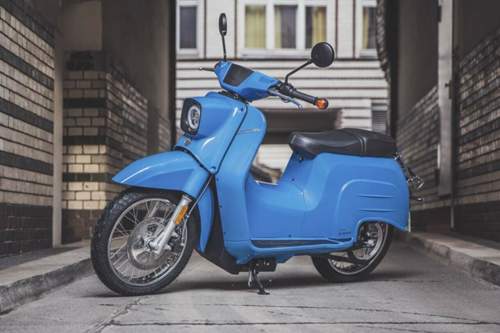 Govecs Elektroroller Schwalbe L1 (2018) im Test | Simson