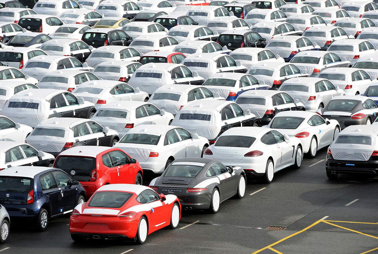 Im- und Export: Autos wieder auf Platz eins in Deutschland