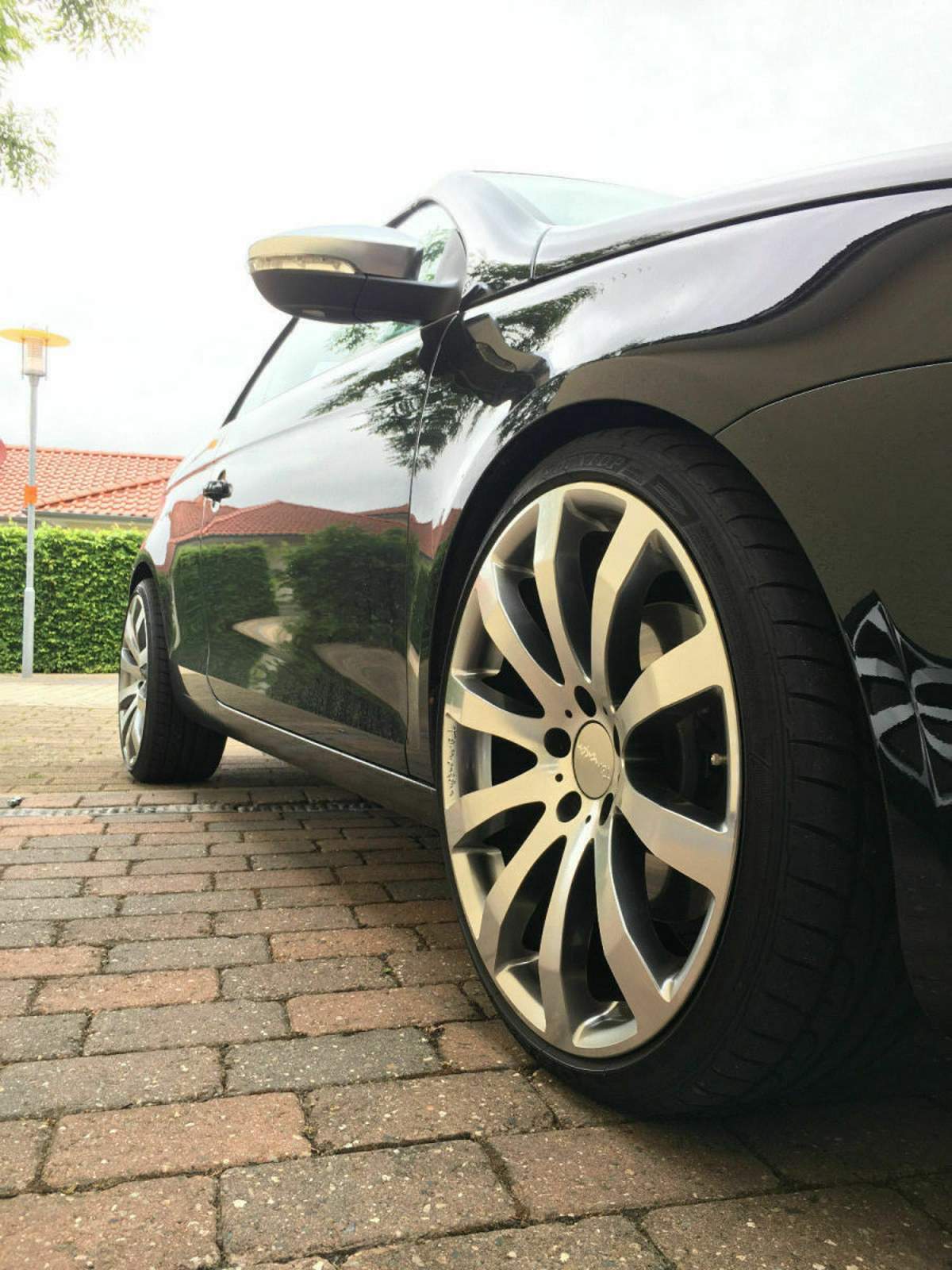 Kompletträder Tomason TN4 19" 8,5J ET30 mit 225/35 : Biete