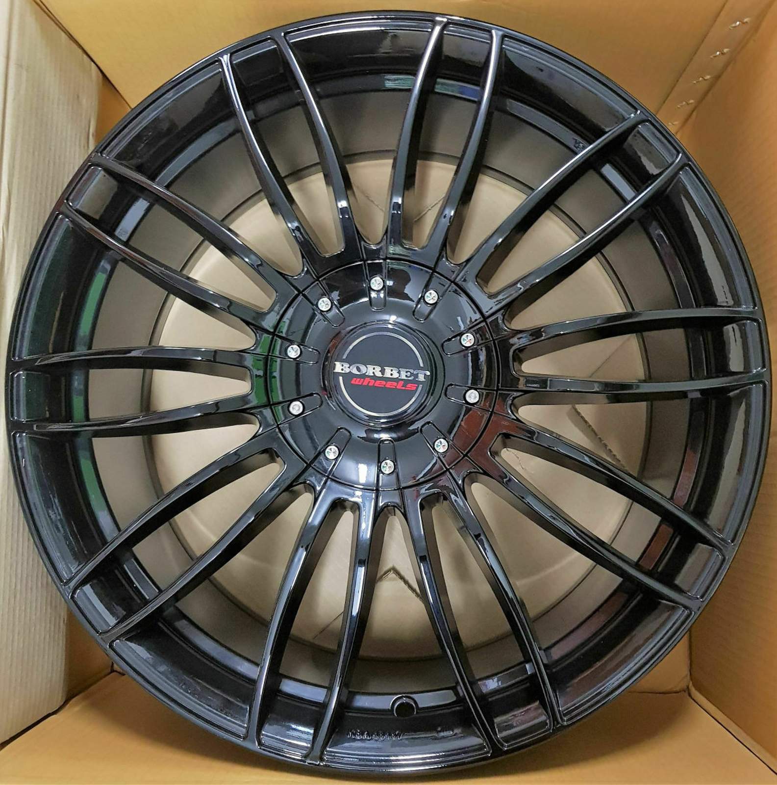 4x Borbet Alufelge CW3 black glossy 9x20" ET45 5x108 Ø63,4 Neu : Biete