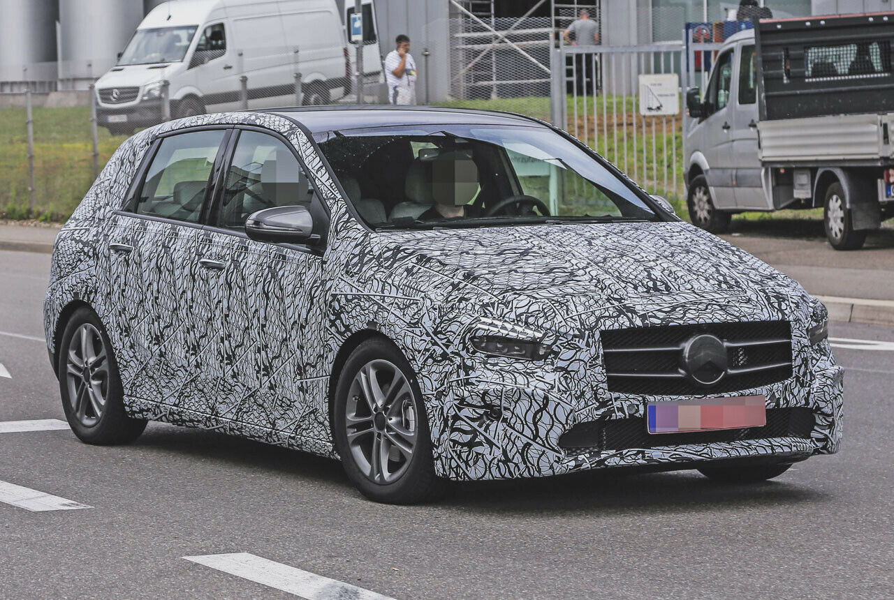 Mercedes B-Klasse W 247 (2019): Erlkönig, Motoren, MBUX