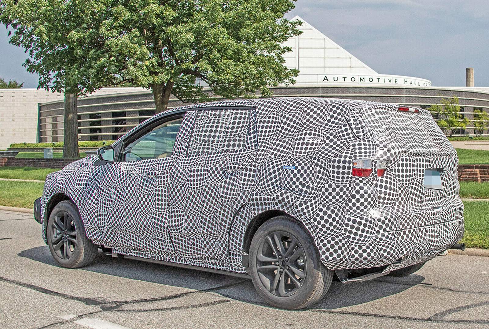 Der CX430 soll auf der C2-Plattform von Ford entstehen, ein richtiges ...