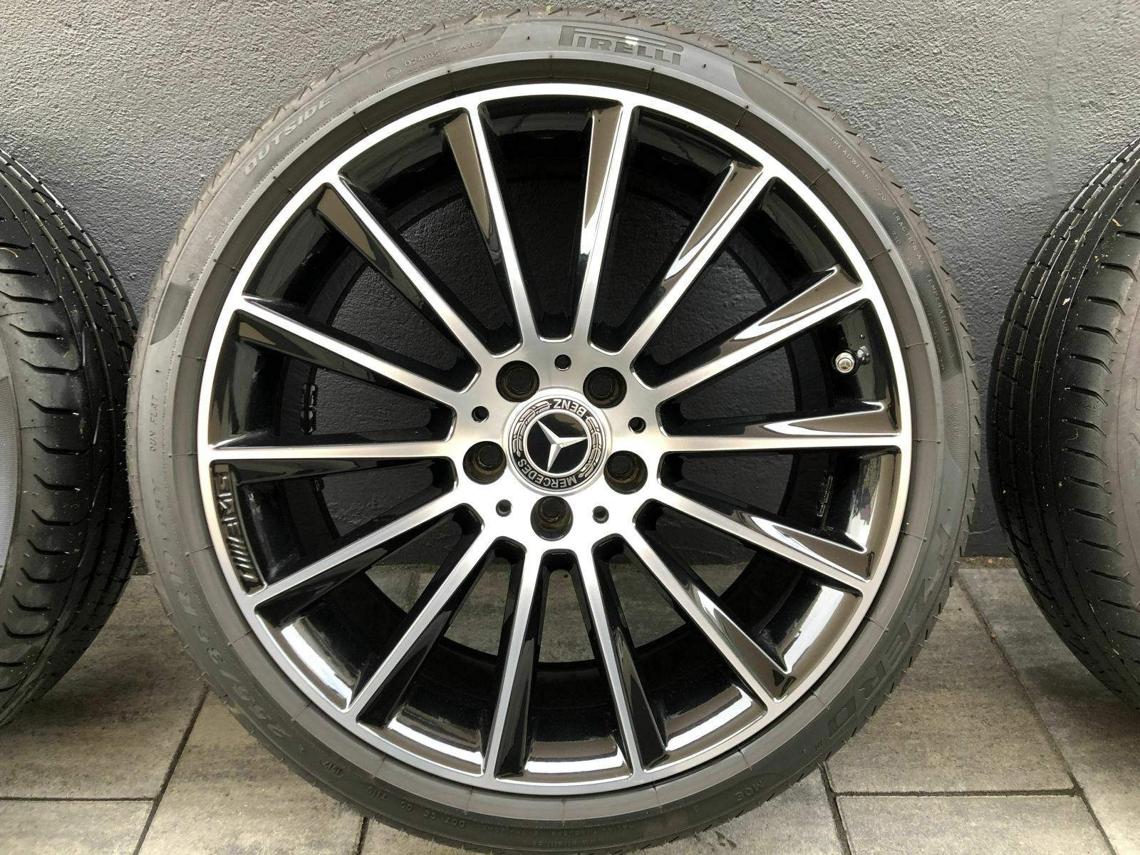 Original Mercedes AMG Komplettradsatz 19 Zoll Sommer Felgen W205 : Biete