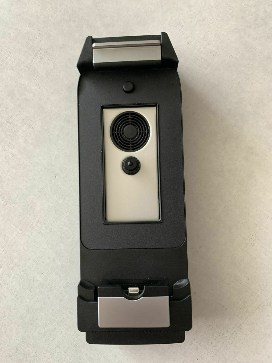 Original BMW/MINI Snap-In Adapter fuer iPhone 7 : Biete