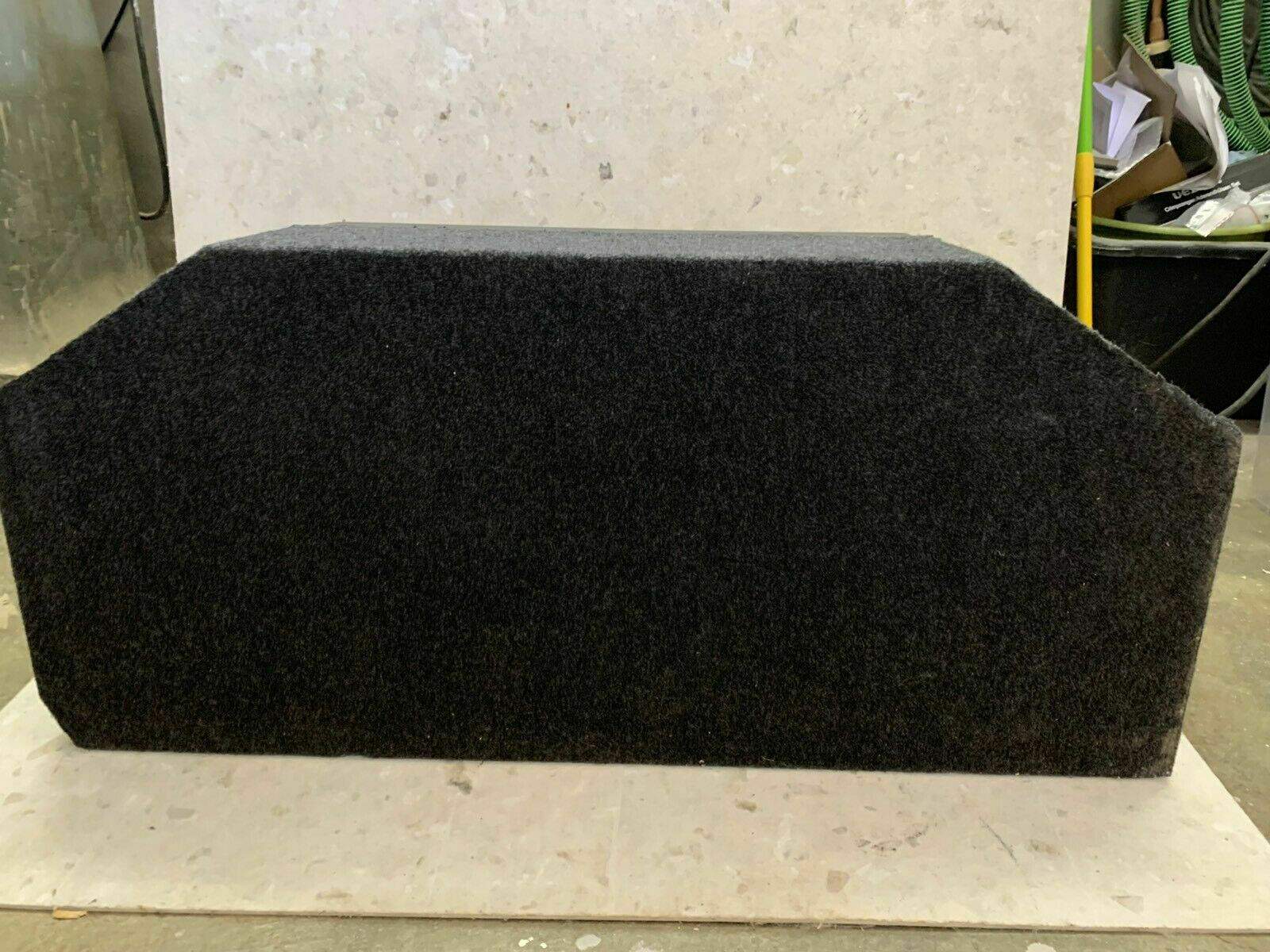 Lautsprechergehäuse Subwoofer Gehäuse für Mercedes CLK W208 oder W202 ...