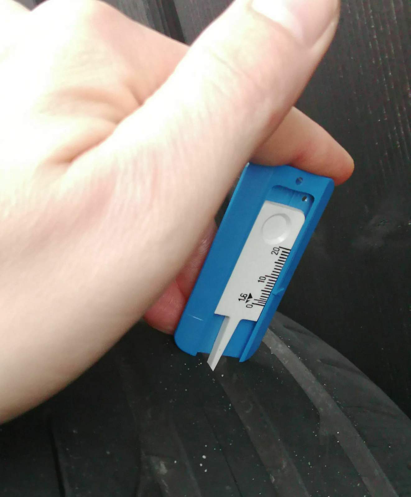 4x Mercedes 19 Zoll Felgen Kompletträder W212 S212 : Biete