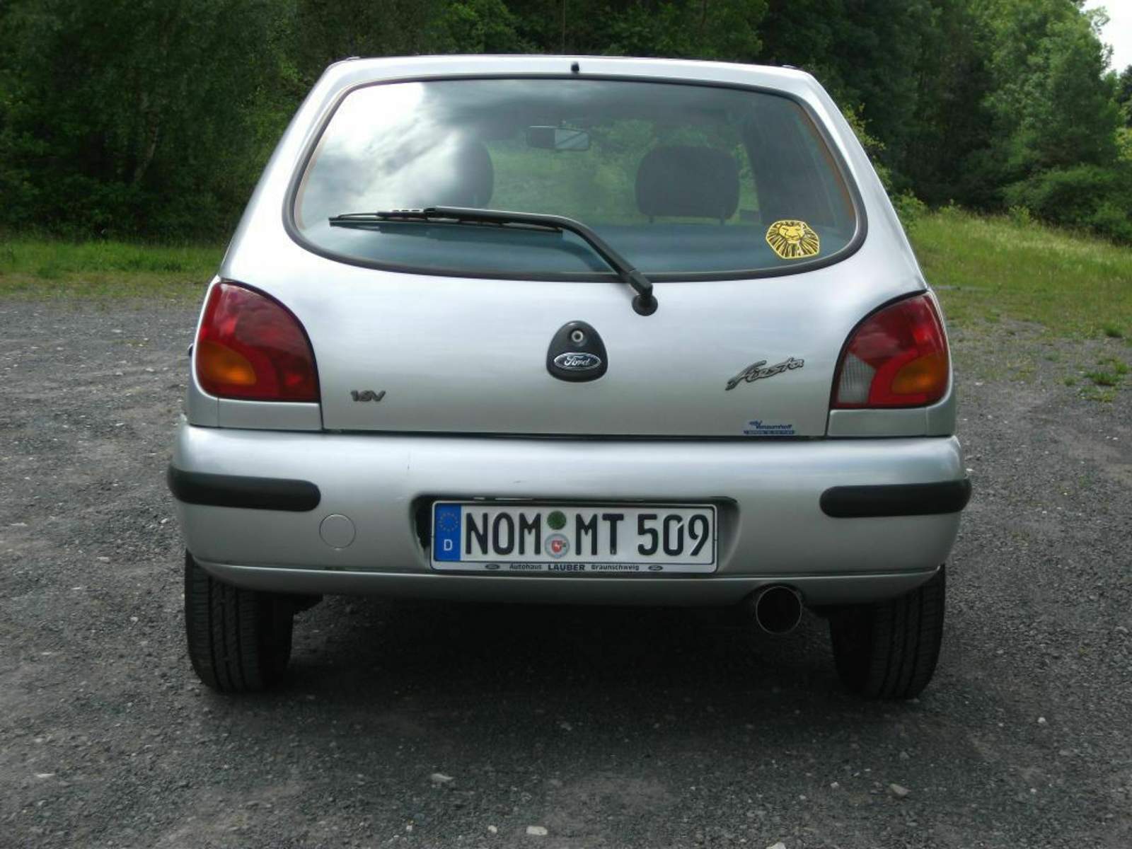 Fiesta-heck : Ford Fiesta 1,25 16V Style CTX : Testberichte : #209813120