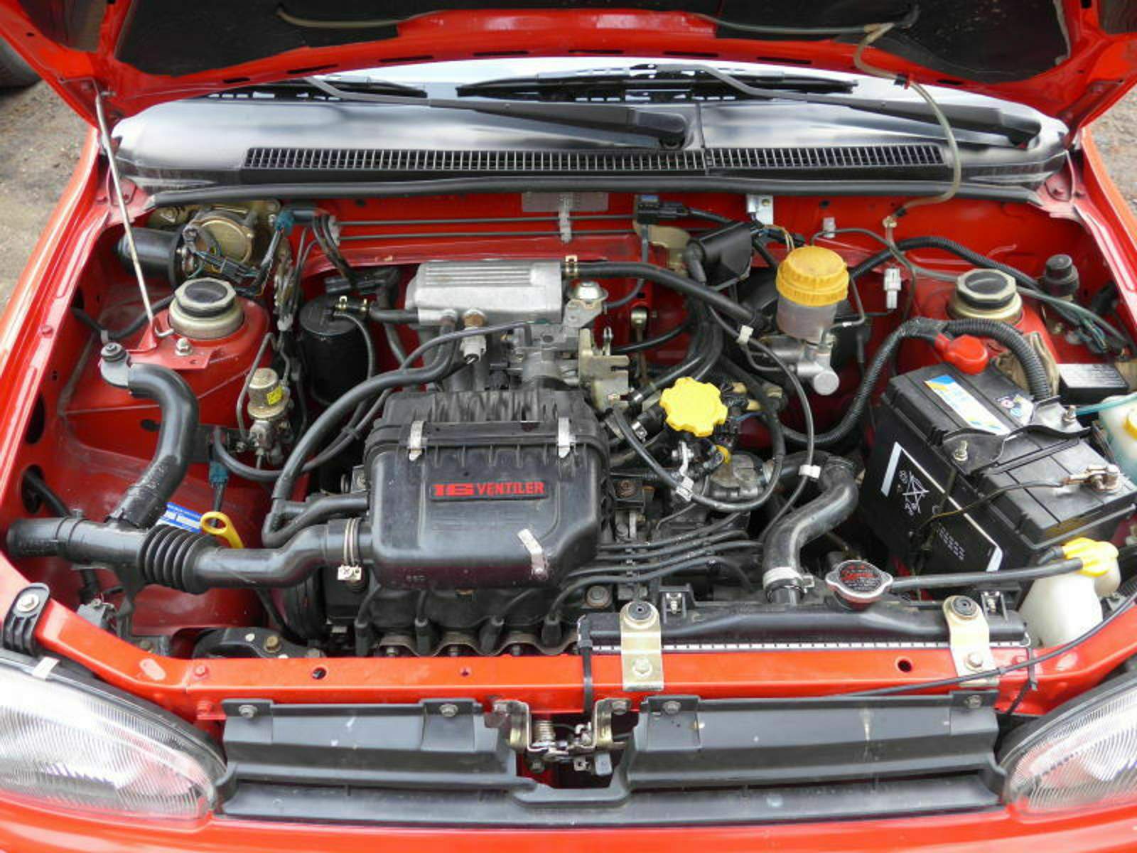 Vivio Motorraum : Subaru Vivio GLi : Subaru : #210005382