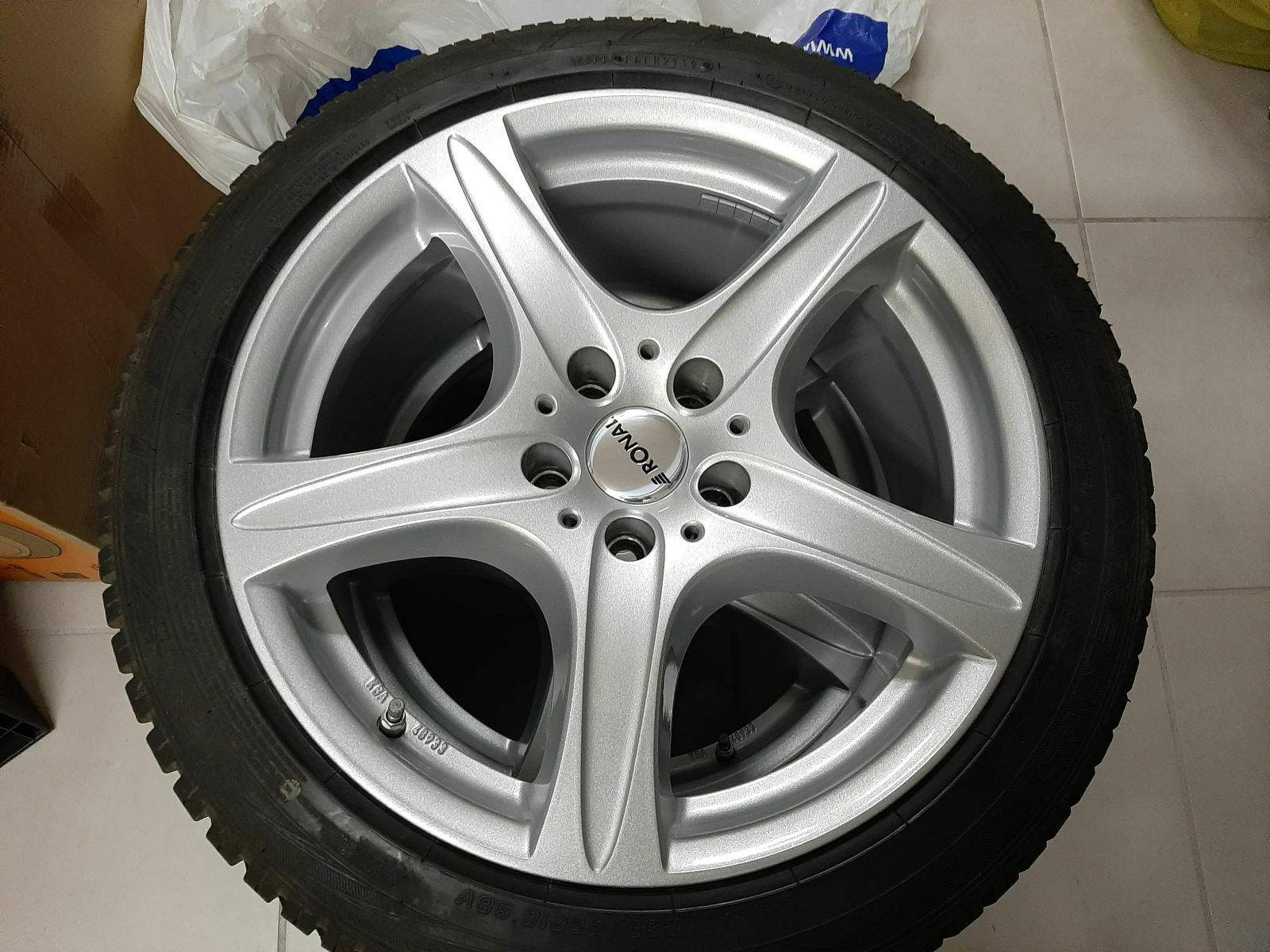 Tesla Model 3 Winterräder Kompletträder RONAL R55 Winterreifen 18 Zoll ...