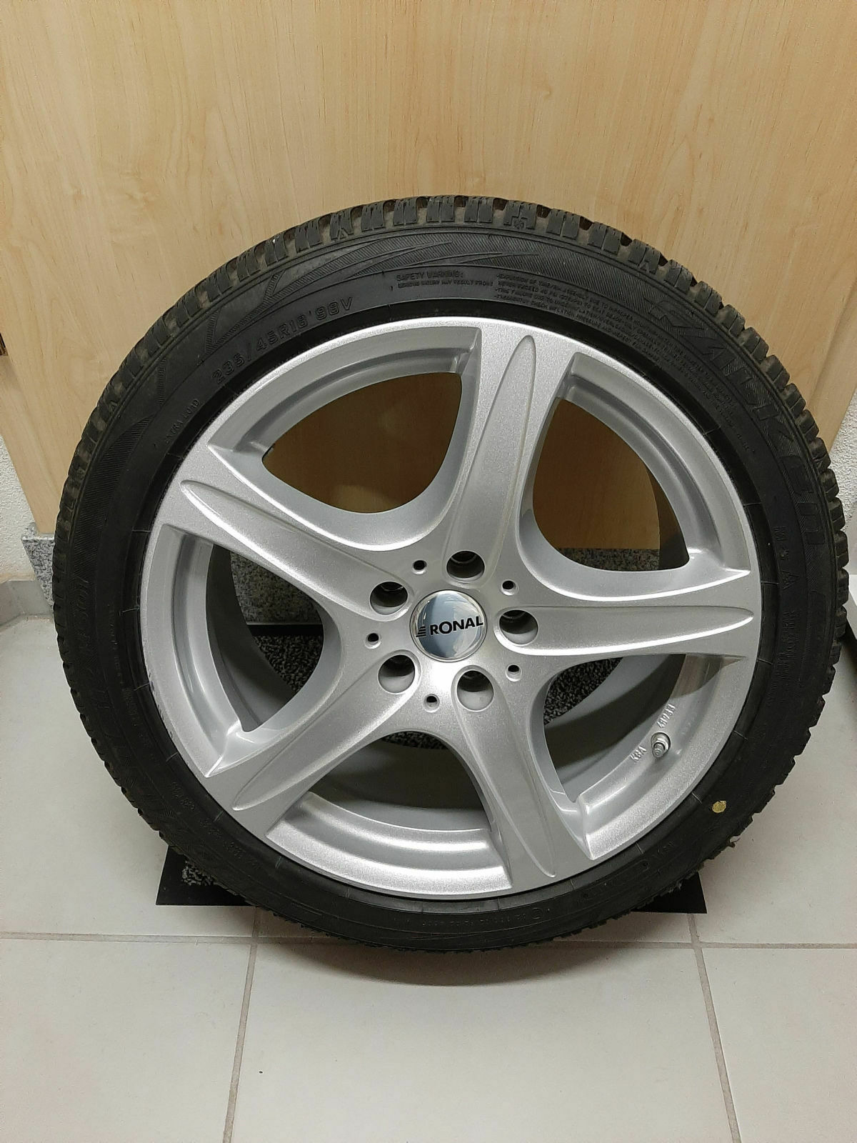 Tesla Model 3 Winterräder Kompletträder RONAL R55 Winterreifen 18 Zoll ...