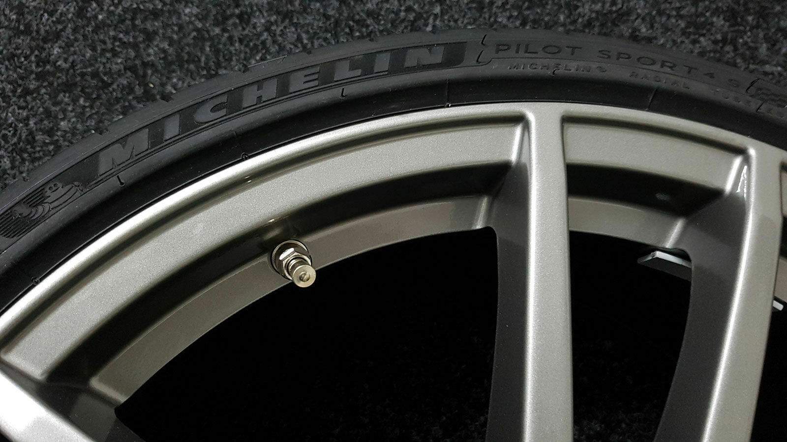 BJ-Wheels V1-Race Gunmetal : BJ-Wheels V1-Race 8,5x19 ET45 5x112 ...