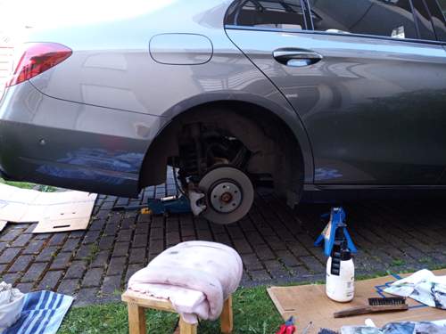 Auto Vibriert Beim Bremsen