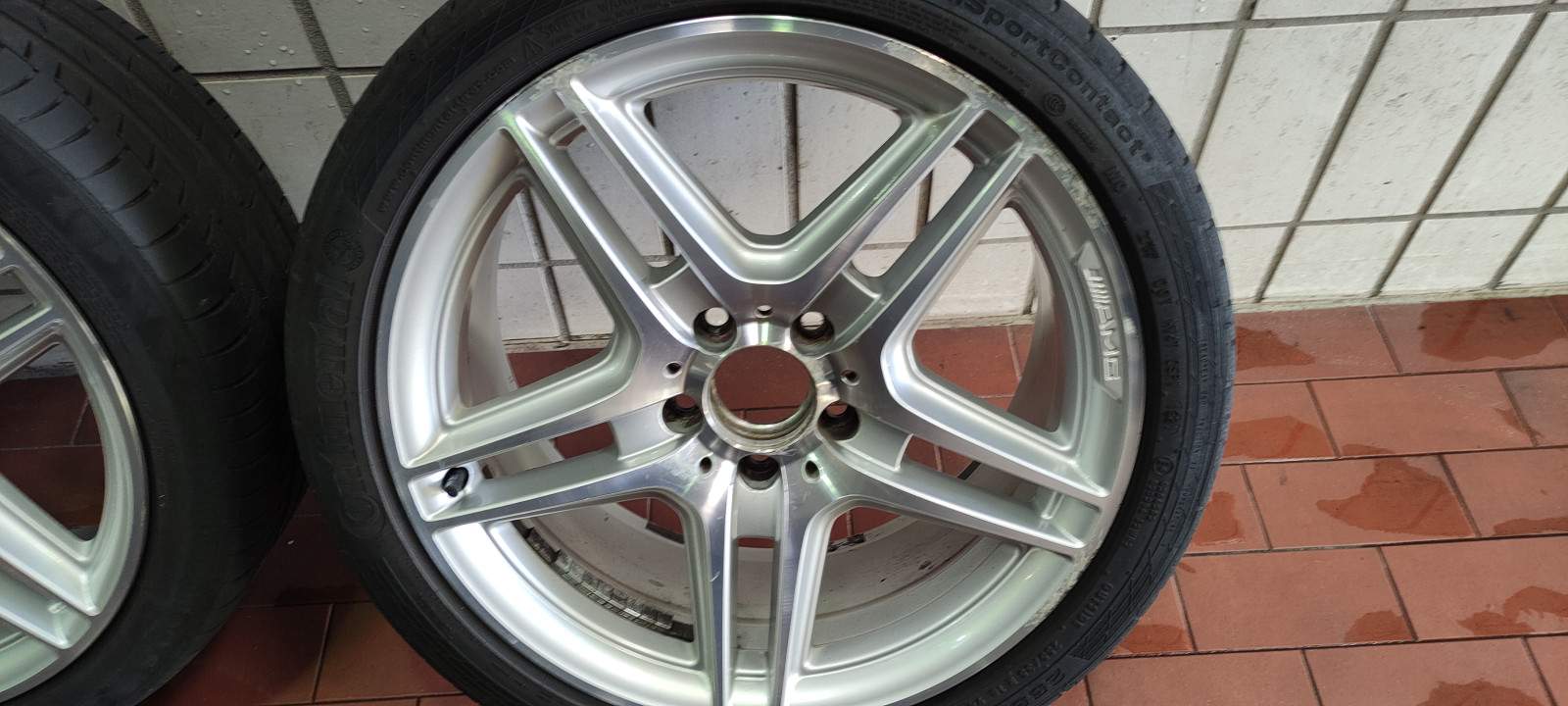 AMG Felgen Reifen Mercedes Benz 18 Zoll A2044014202 A2044014102 : Biete