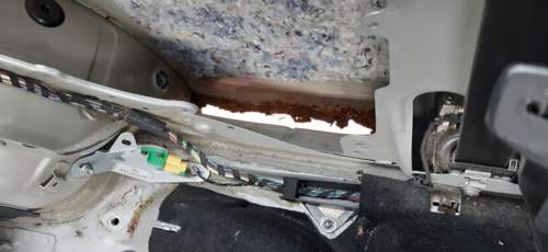 Golf 5 Schweller durchgerostet Rost-Rost-Rost - Seit...