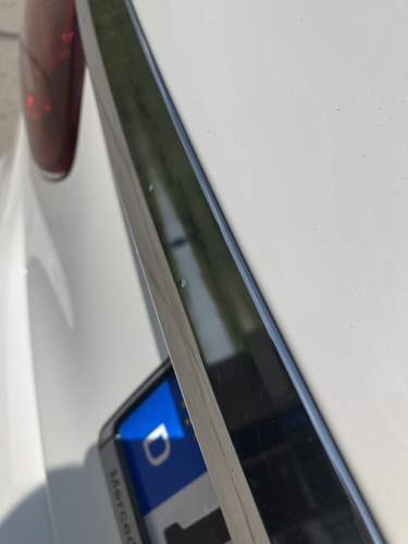 Zierleiste an der Frontscheibe ,,blüht" - Startseite Forum Auto Mer...