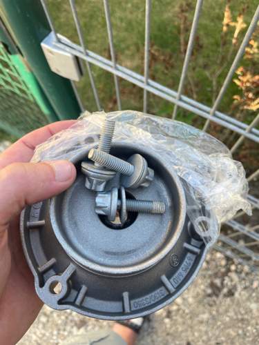 Domlager Vorderachse Gewinde ausgerissen - Startseite Forum Auto BM...