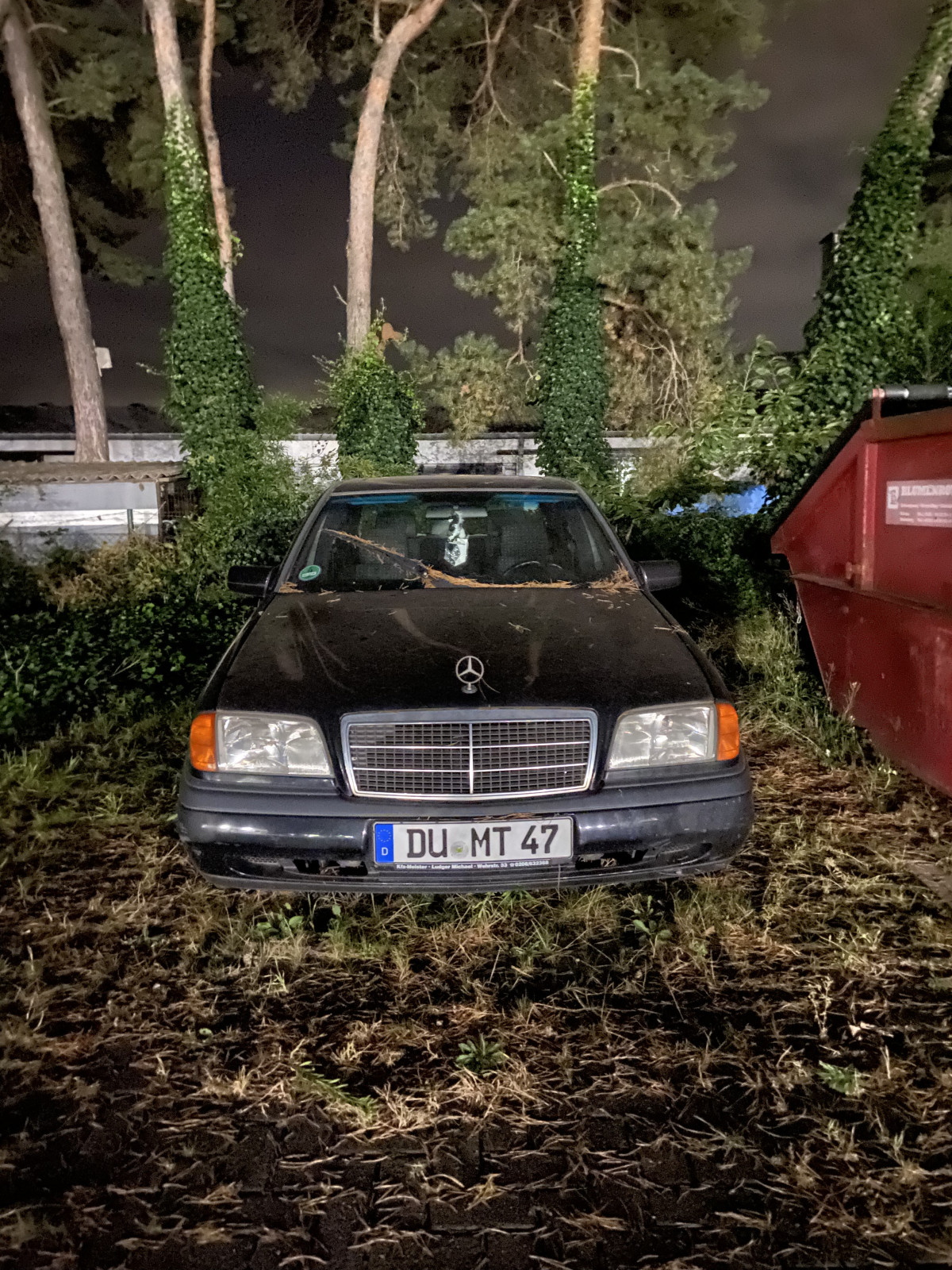 Bin auf der Suche nach dem Autobesitzers mit dem Kennzeichen „DU MT 47 ...