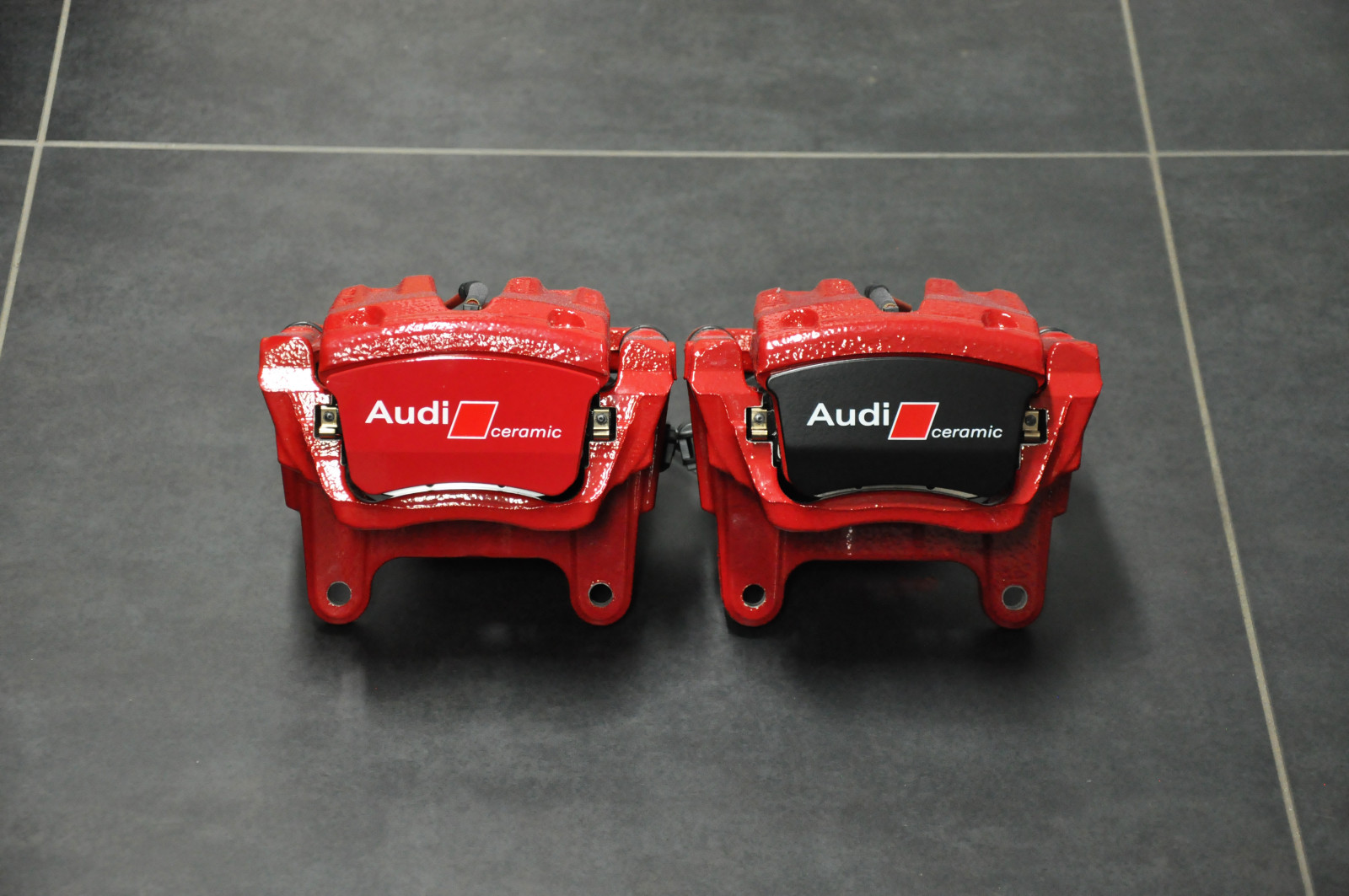 RED vs BLACK : Audi RS6 C8, RS7 C8, RSQ8, SQ7, SQ7 Rear Color Matched ...