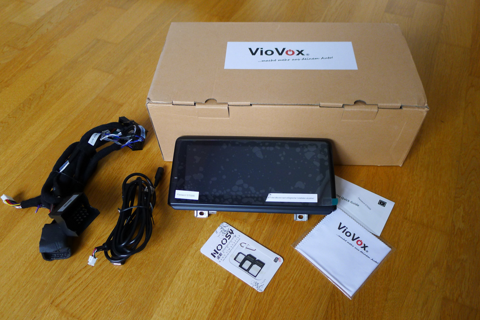 VioVox 6202 8.8" Android Touchscreen/Radio BMW F45/46 Active/Gran ...
