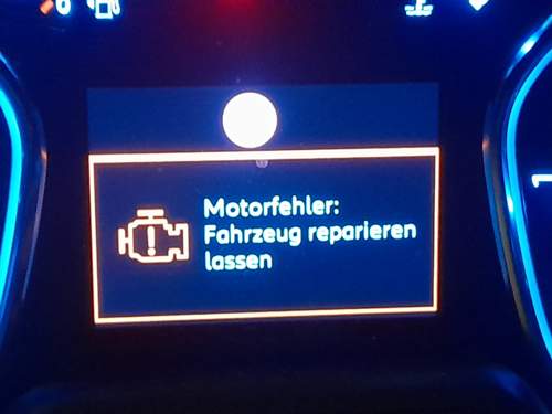 Motorfehler Fahrzeug Reparieren Lassen