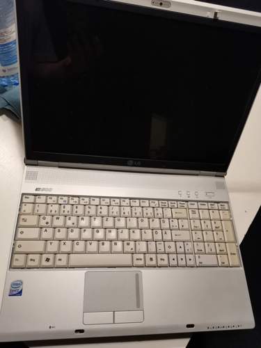 DiCE verkauft - VIDA auf Laptop LG E500 : Biete