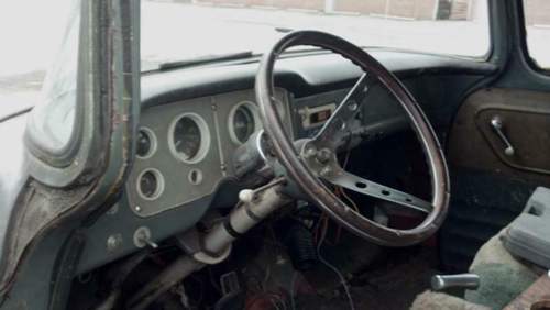 59 Chevy GMC Panel Truck V8 4Speed : Biete