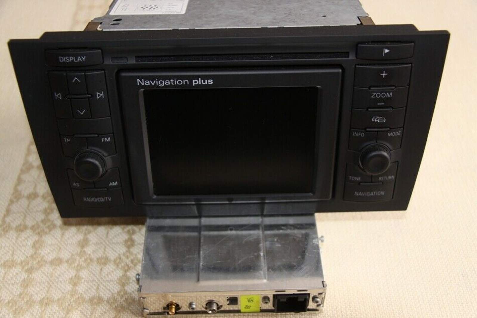Audi A6 4B Navi RNS-D mit TMC Box : Biete