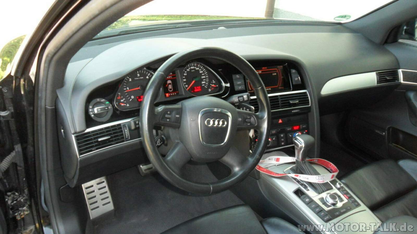 Audi A6 4F, A4 8E B7 4 Speichen Lenkrad MUFU und Airbag : Biete