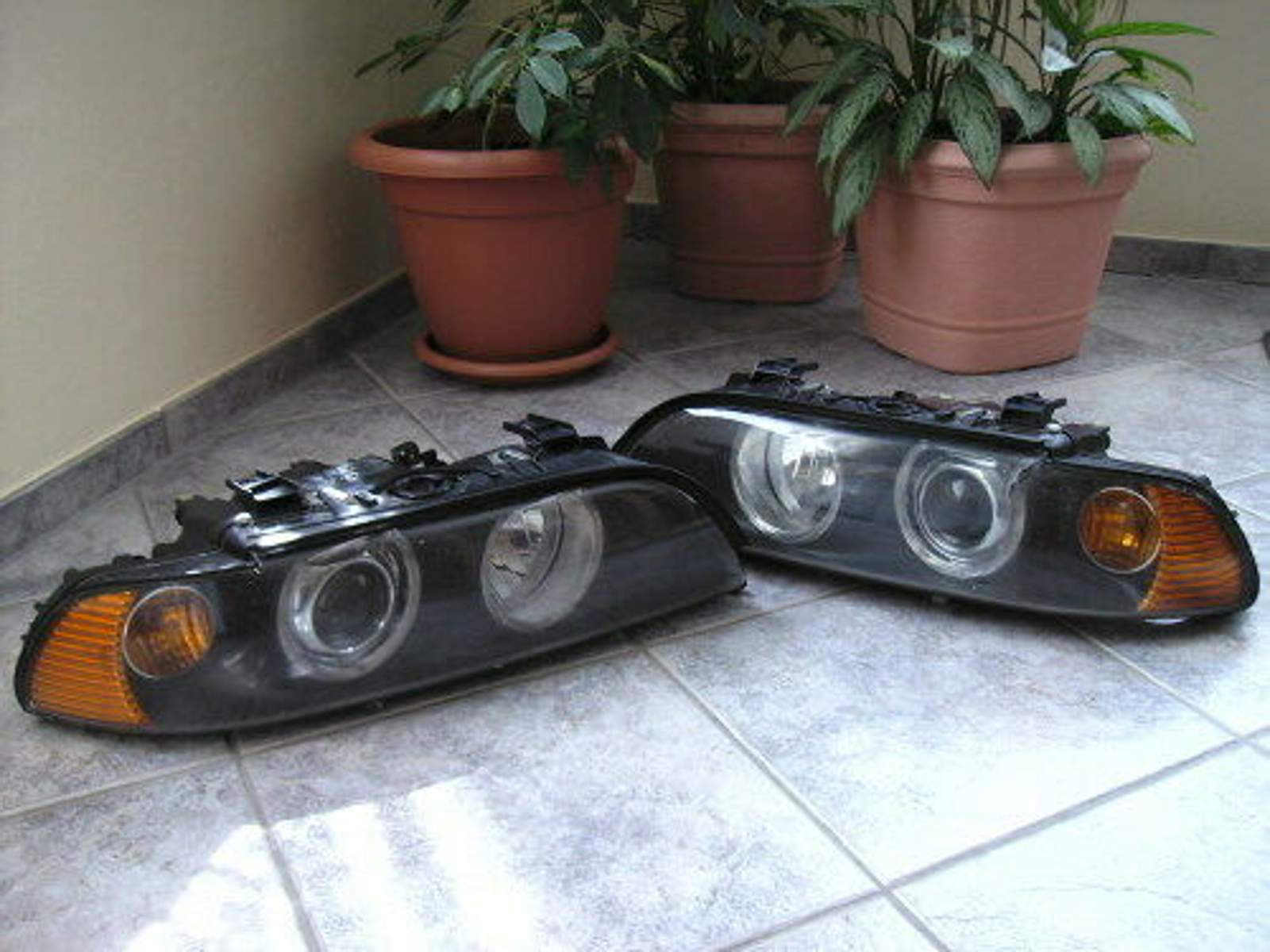 E39 Xenon Facelift Scheinwerfer Orig Hella : Biete