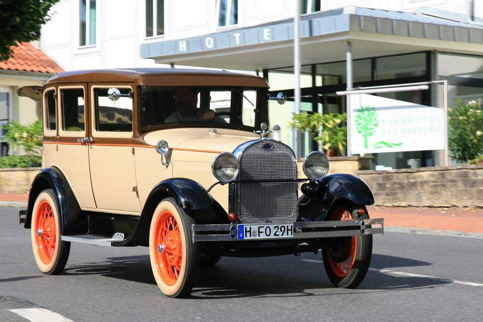 Ford A Fordor Sedan : edel-oldies
