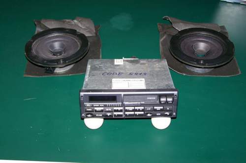 Ford Probe II ECP Original RAdio mit Code, Lautsprechern und Dämmmatten ...