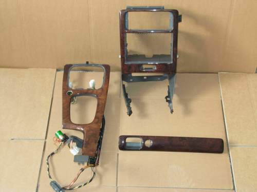 Komplette Holzausstattung inkl. Holzlenkrad für Volvo V70 I : Biete