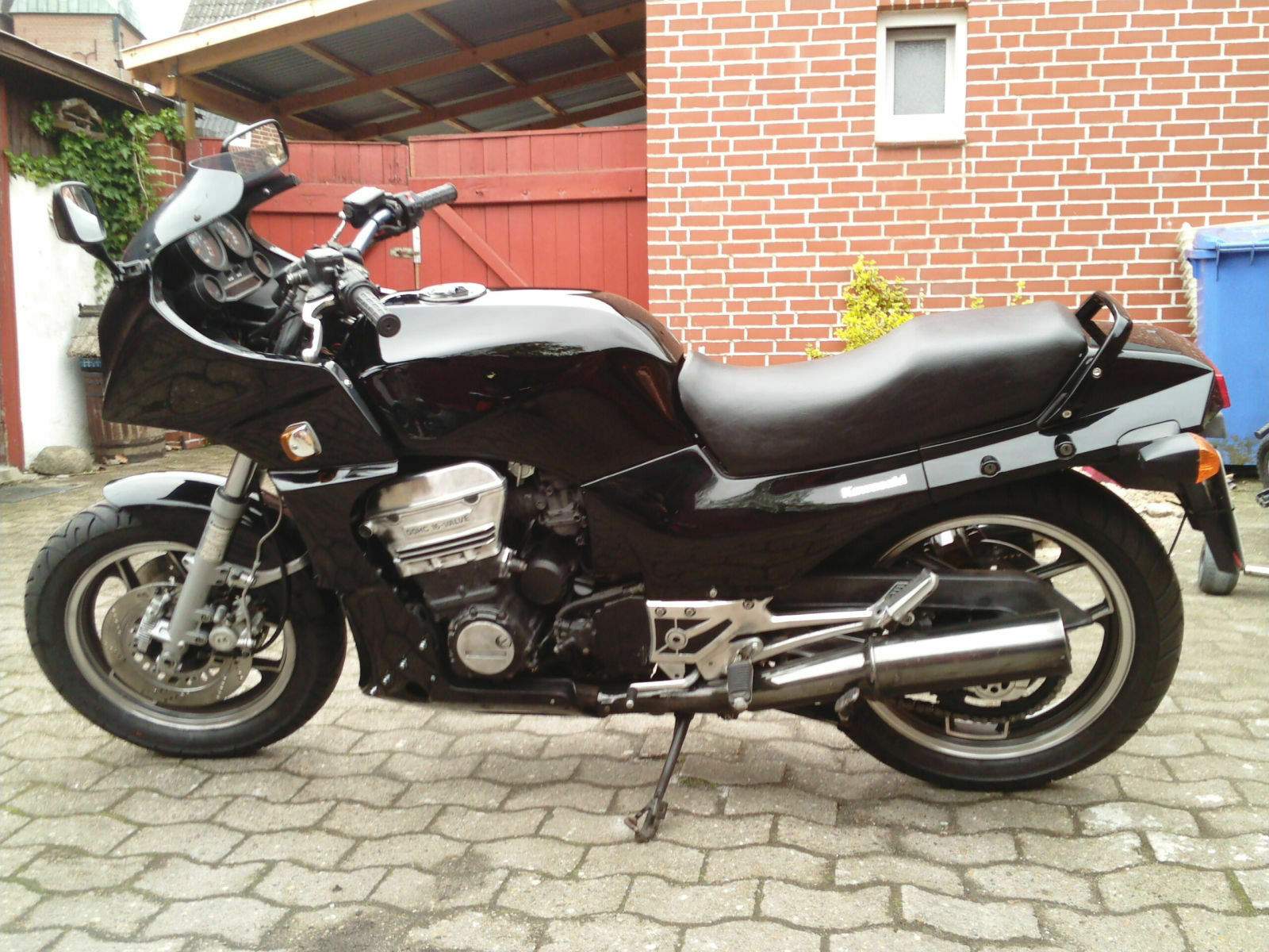 Motorrad Kawasaki GPZ900R : Biete