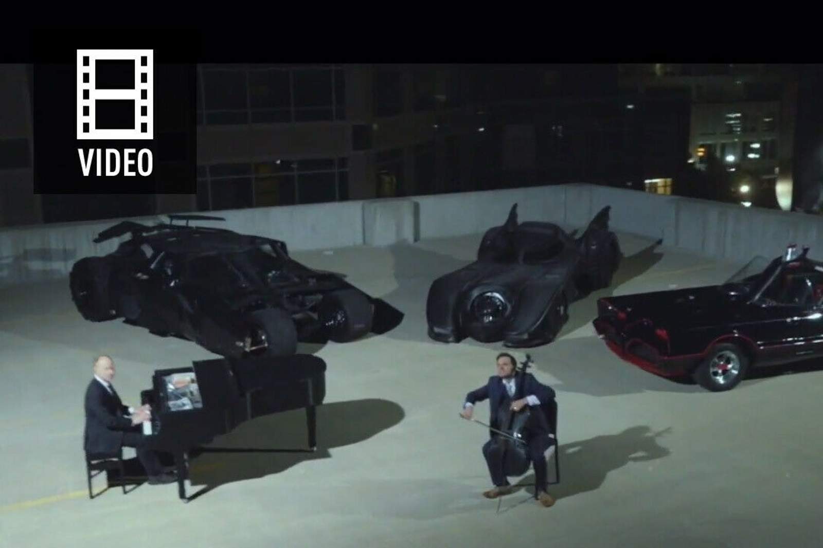Video: Drei Batmobile und ihre Musik | Motorkultur