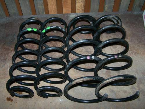 Original Federn VW Golf 4 1.6 16V VA 910kg/HA 910kg : Biete