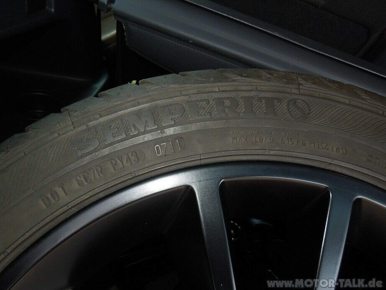 Reifen 22545 R17